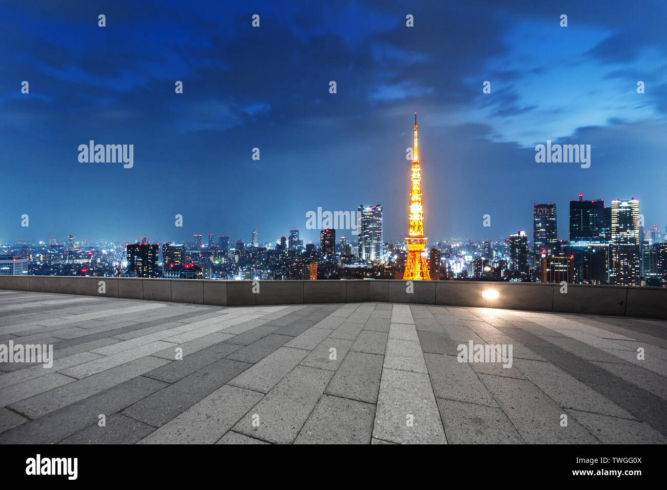 empty street with cityscape and skyline of tokyo at twilight Stock ...
