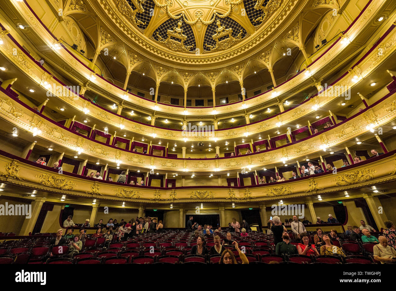 Kiev opera house hi-res stock photography and images - Alamy