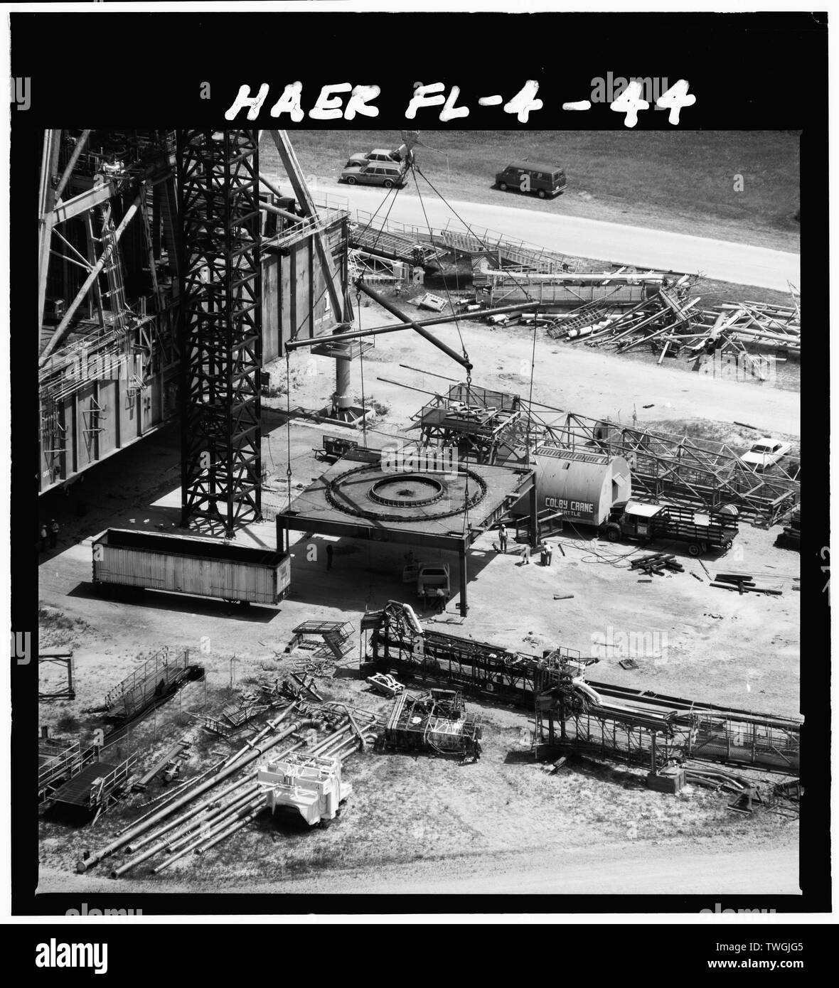 Mobile launch platform Black and White Stock Photos & Images - Alamy