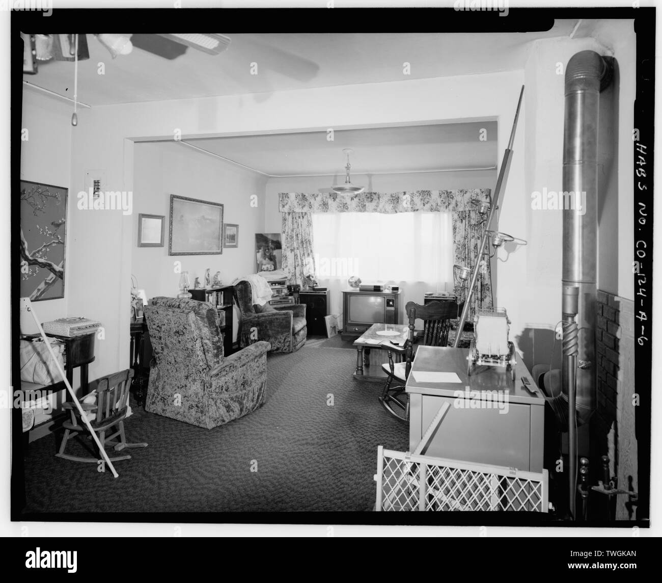 Farmhouse living room design Black and White Stock Photos & Images - Alamy
