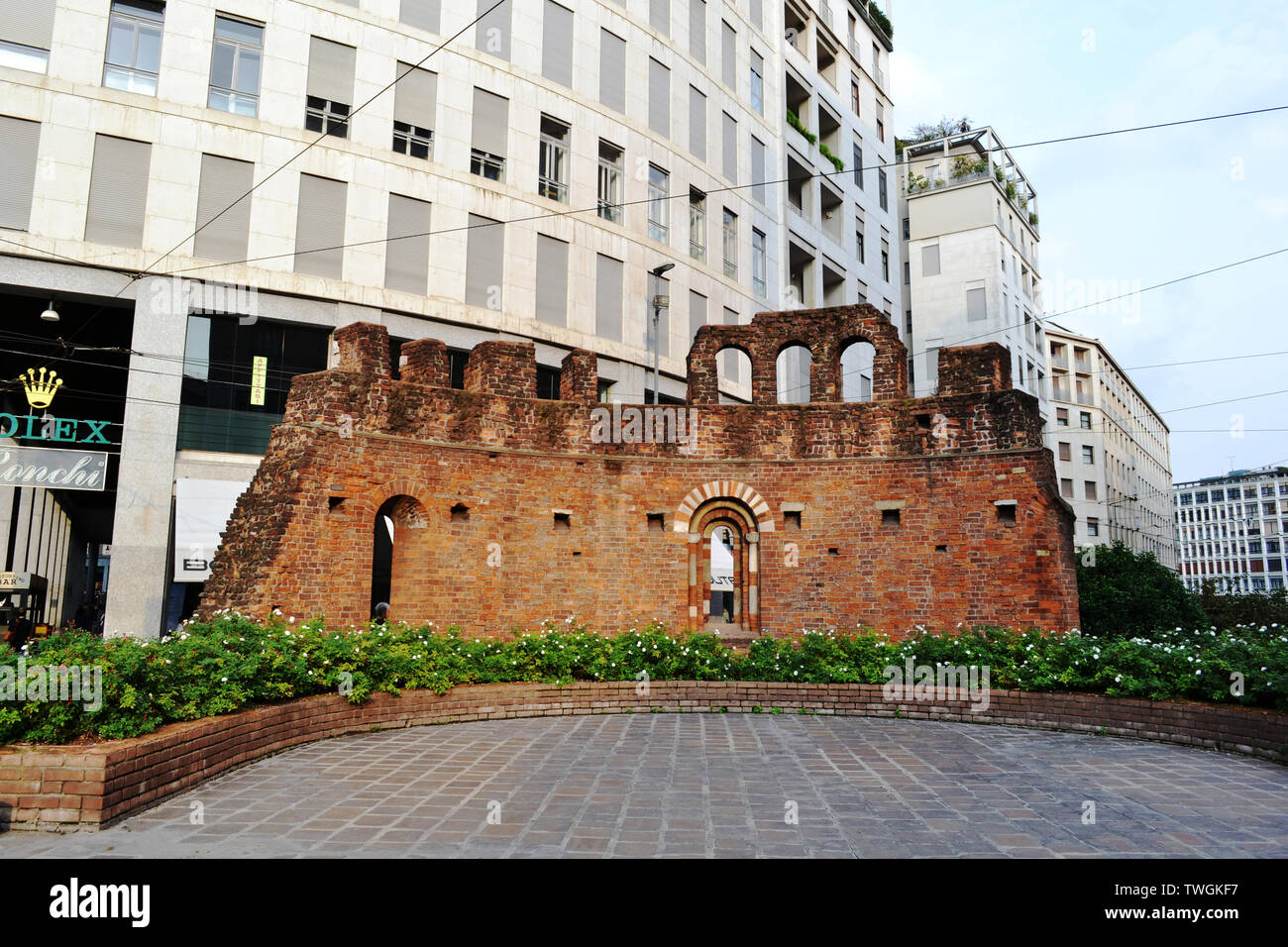 Medieval cathedral crypt hi-res stock photography and images - Alamy