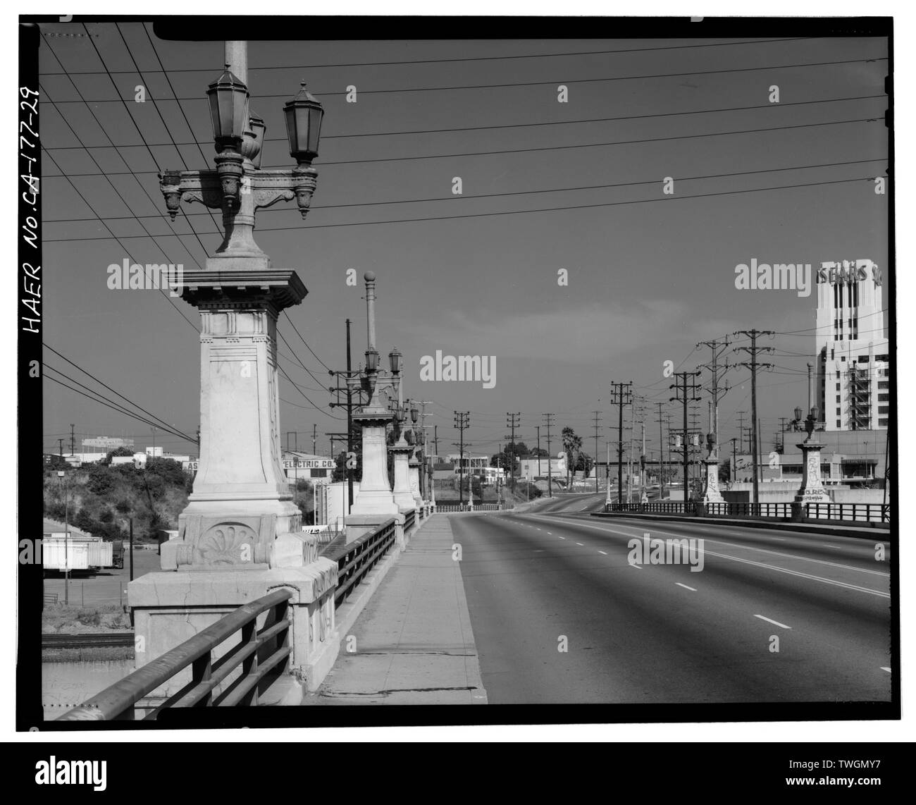 Lamp post installation Cut Out Stock Images & Pictures - Alamy