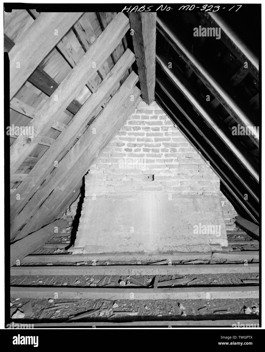 ROOF FRAME, NORTH GABLE, SEATING FOR RIDGE PIECE - Ocean Hall, Bushwood ...