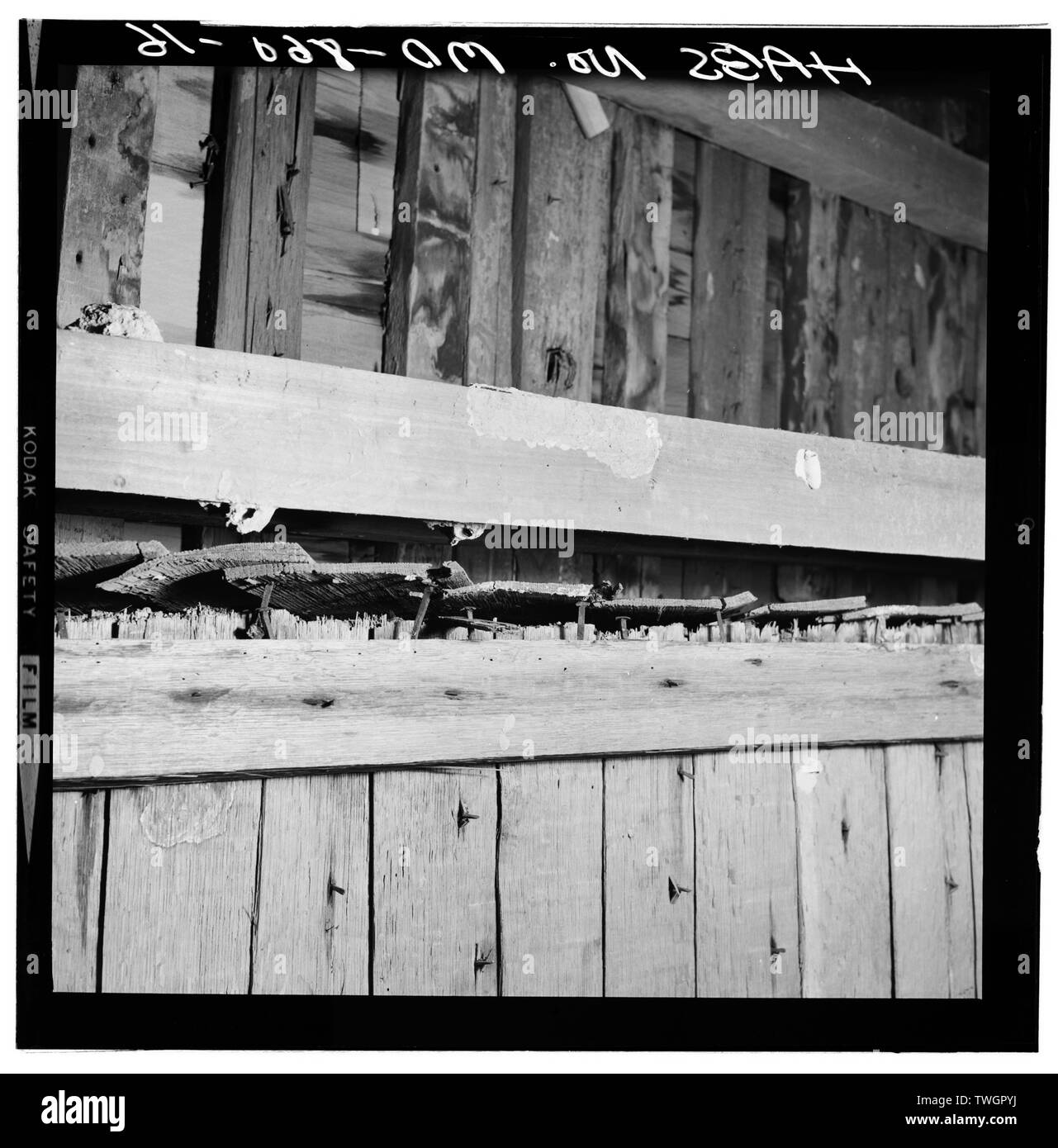 ROOF FRAME, SOUTH SLOPE, DETAIL OF FRAMING - Sarum, State Route 234 ...
