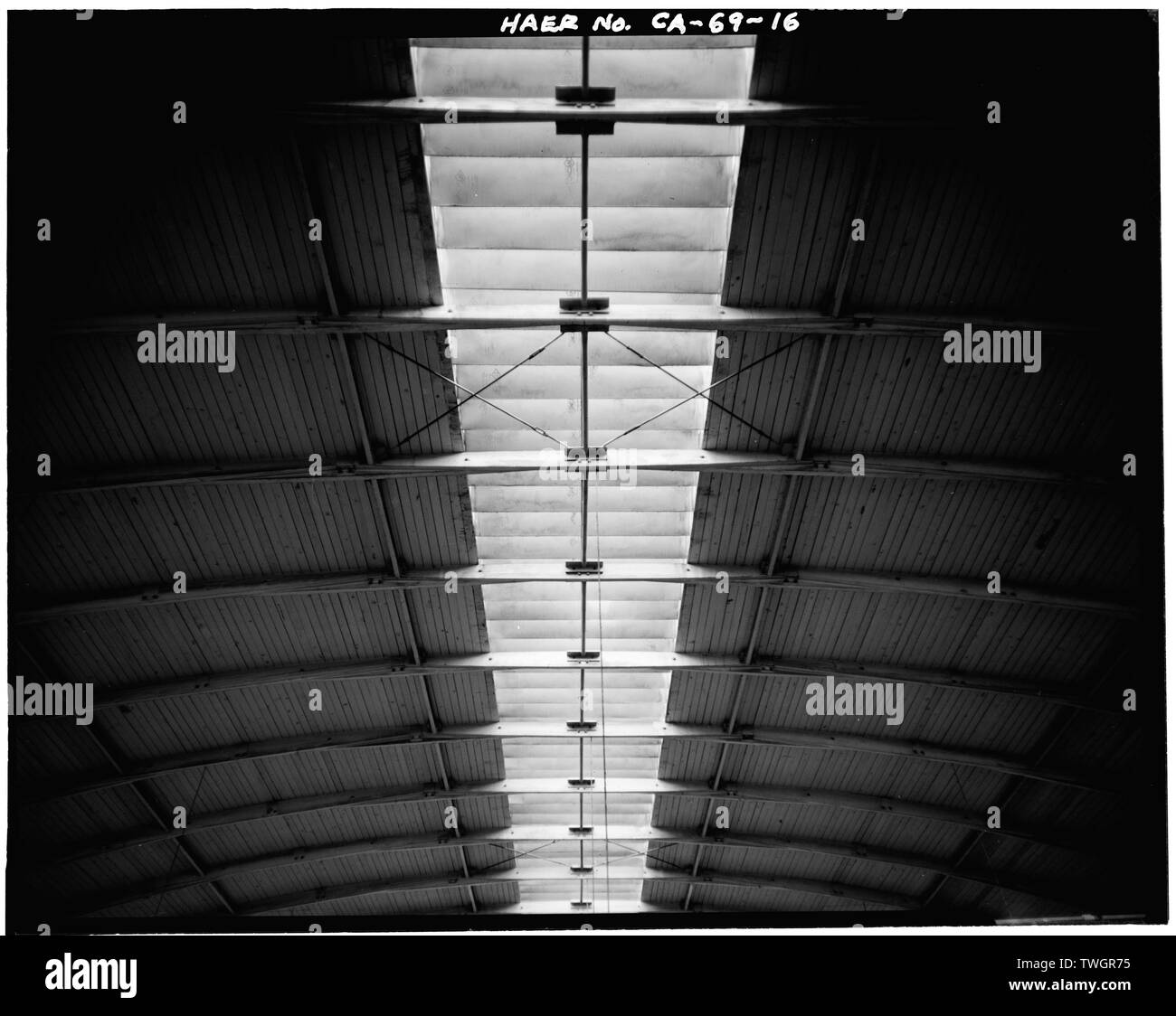 Underside roof Black and White Stock Photos & Images - Alamy