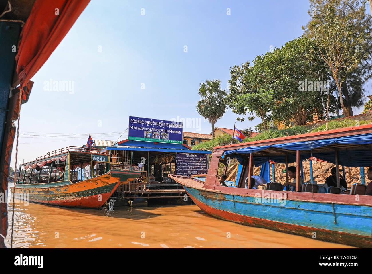 Floating rice hi-res stock photography and images - Alamy
