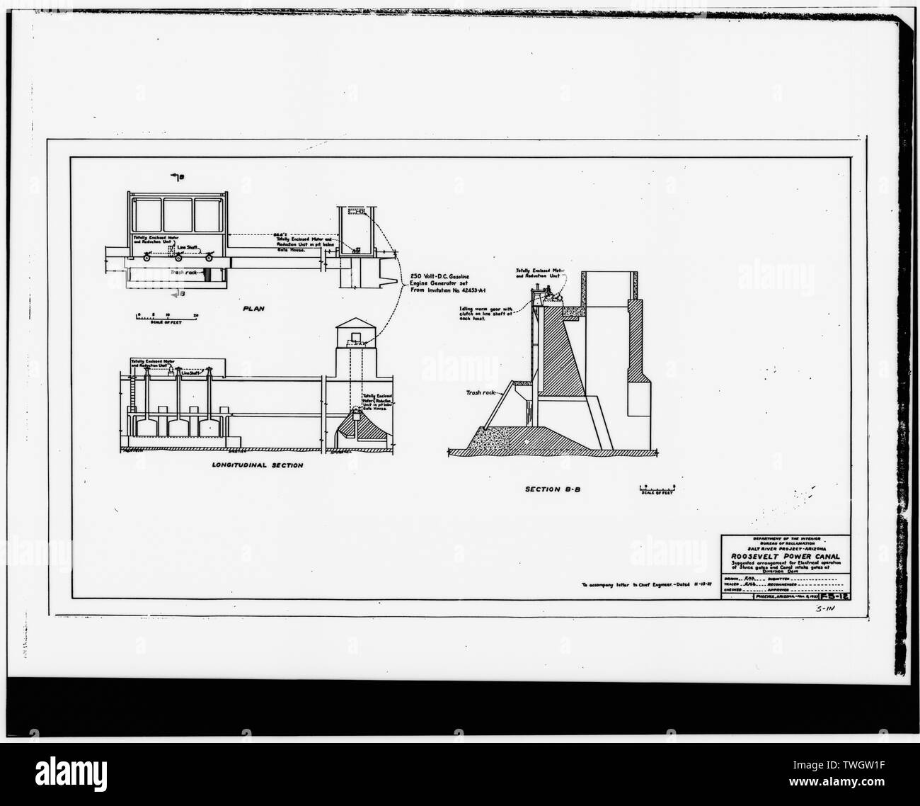 Sluice arrangement Black and White Stock Photos & Images - Alamy