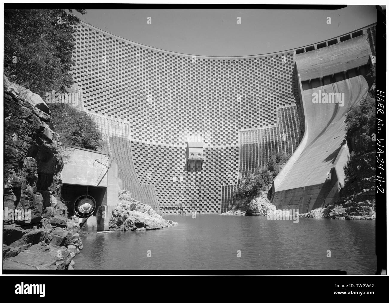 Skagit range Black and White Stock Photos & Images - Alamy