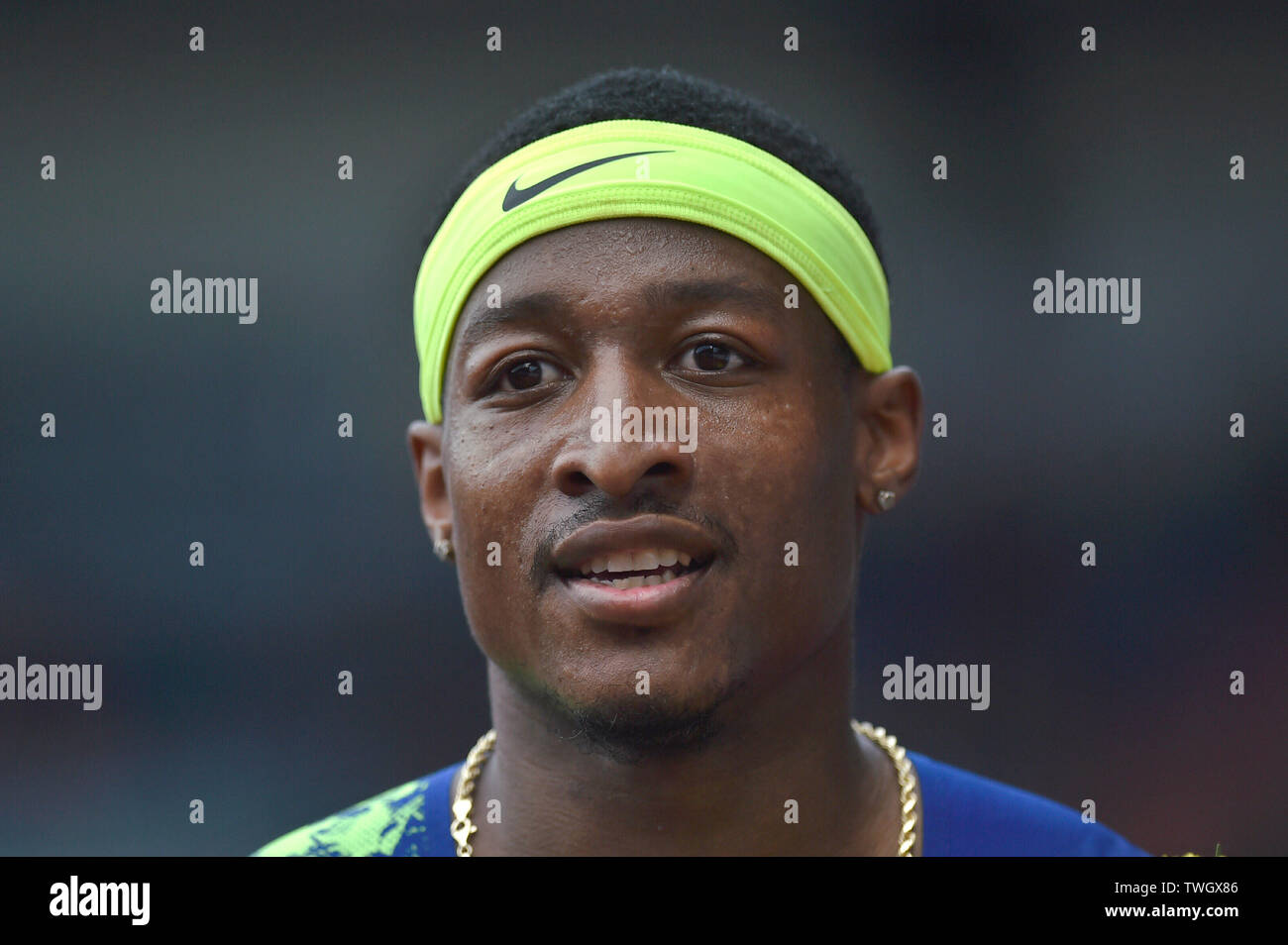 100 metre track hi-res stock photography and images - Alamy