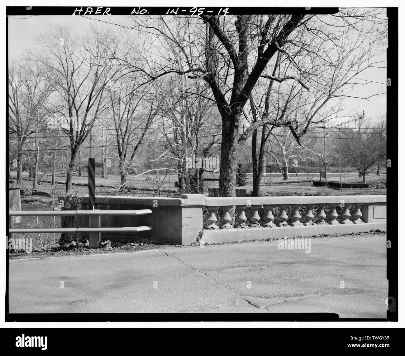 Railing and deck detail, northeast corner, looking southeast ...