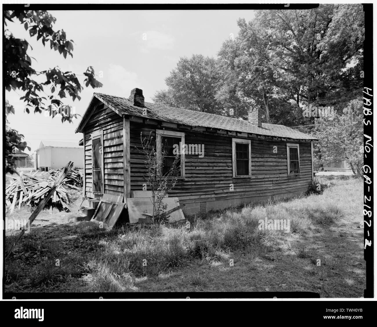 Rear and east facade, looking west - 119 Burr Street (House), La Grange ...