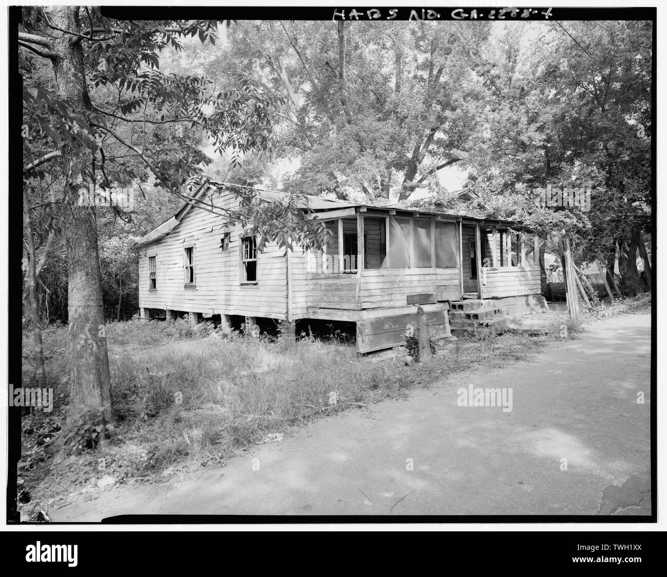 Lindsey building Black and White Stock Photos & Images - Alamy