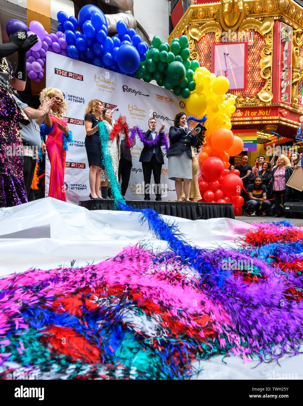 Guinness world records hi-res stock photography and images - Alamy