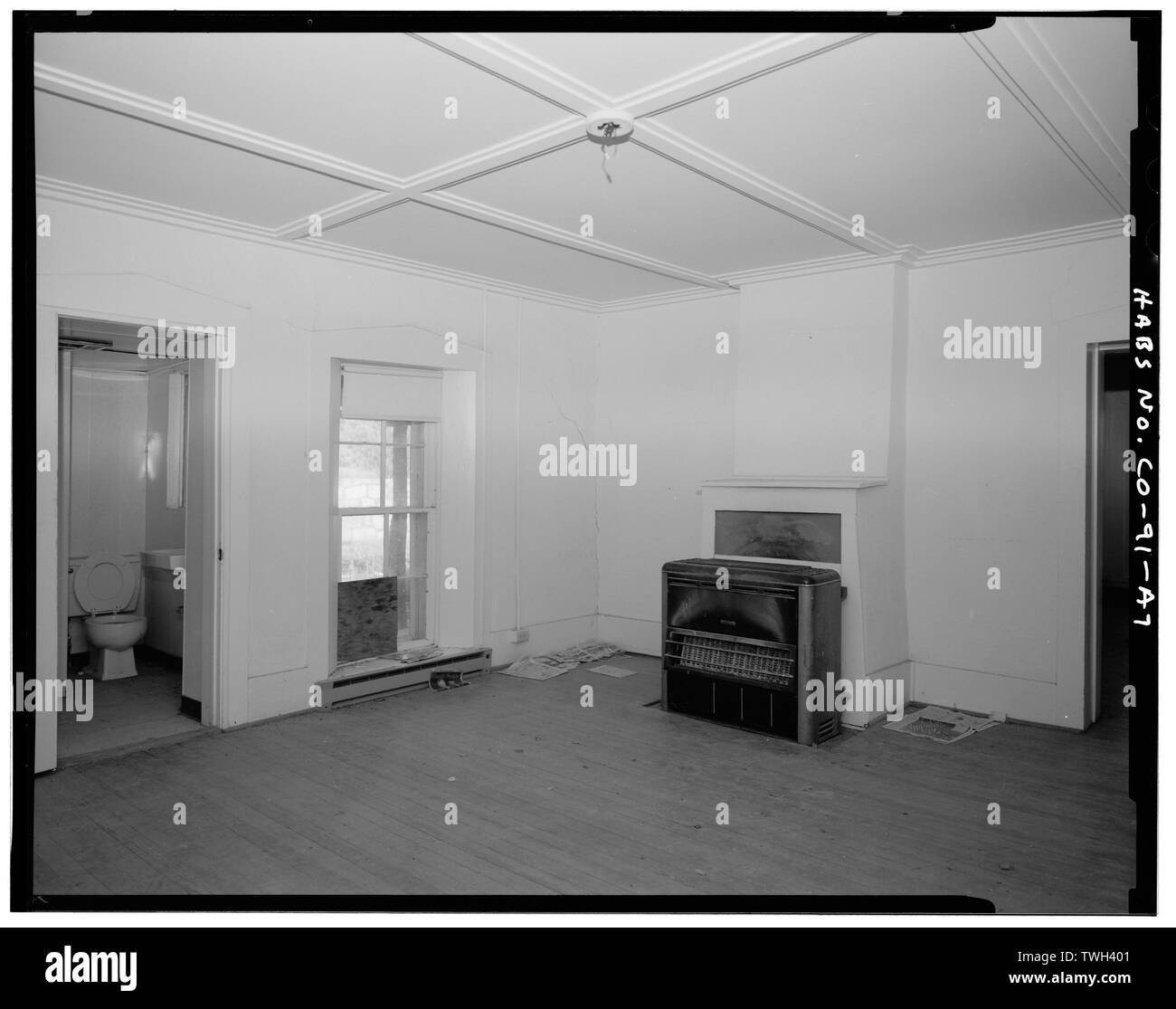 Residence, interior center room. - Eugene Rourke Ranch, Residence, 40 ...