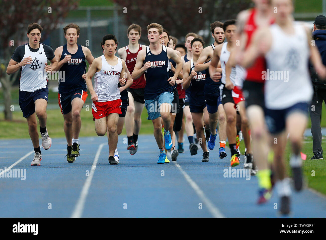 High school boys running race hi-res stock photography and images - Alamy