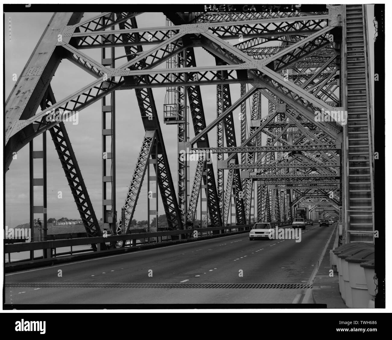 Roadway view on 1927 bridge looking north from Crockett at on-coming ...