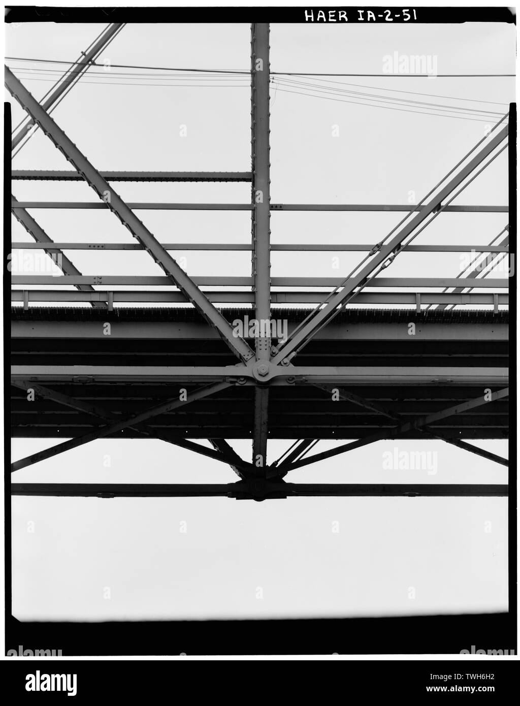 Bridge bottom chord Cut Out Stock Images & Pictures - Alamy