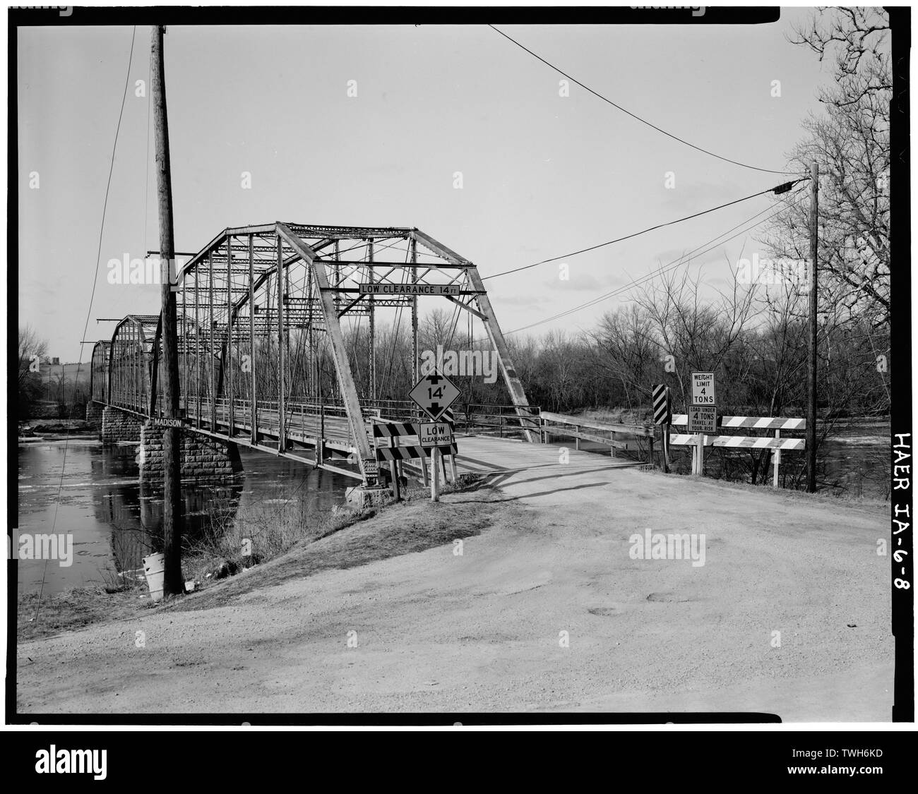 Short truss bridge Black and White Stock Photos & Images - Alamy