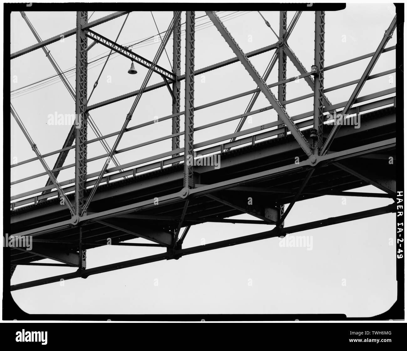 Sway bracing hi-res stock photography and images - Alamy