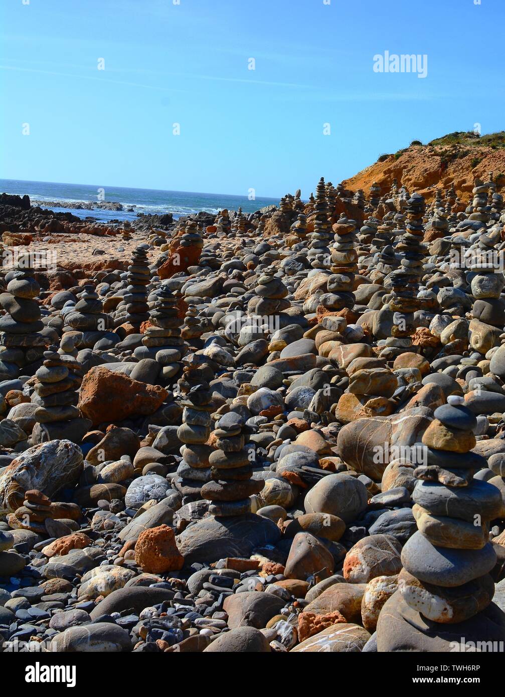 Shore design hi-res stock photography and images - Alamy