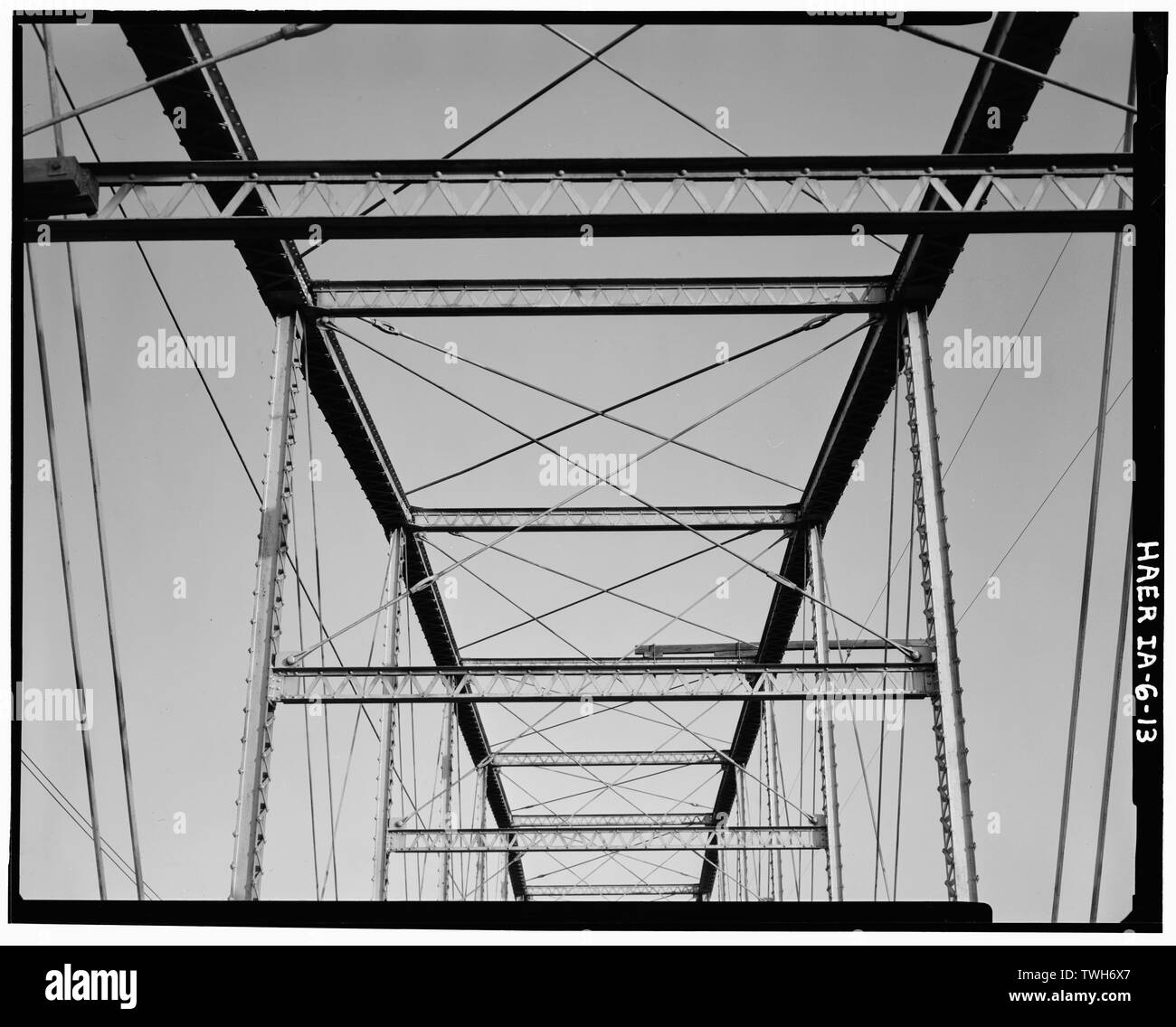 Cross bracing hi-res stock photography and images - Alamy