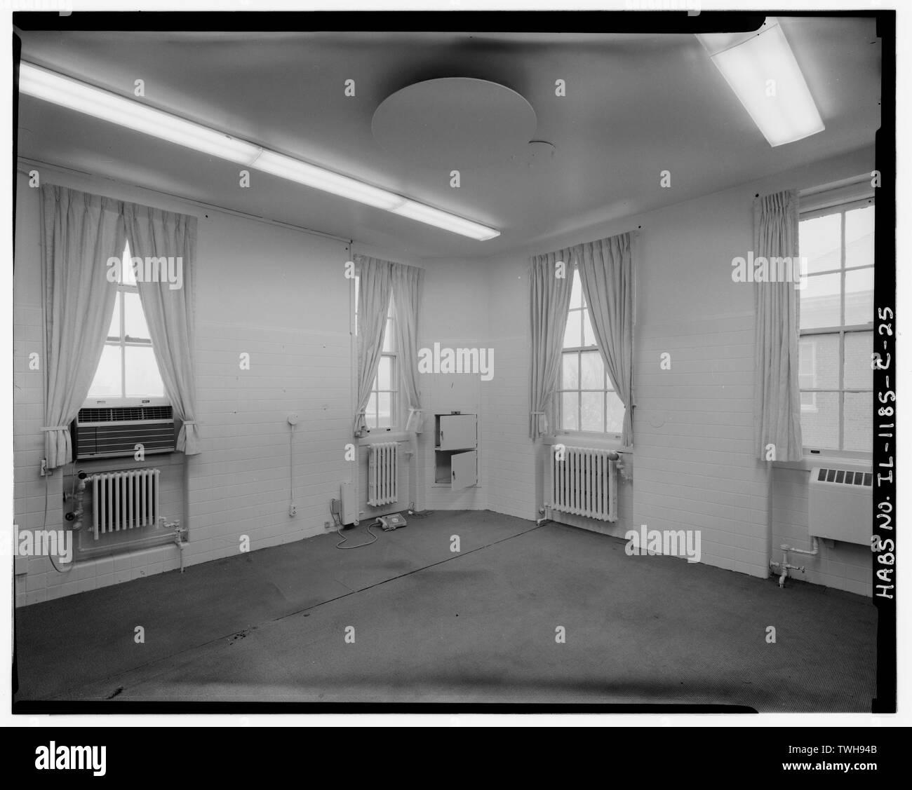 Historical operating room Cut Out Stock Images & Pictures - Alamy