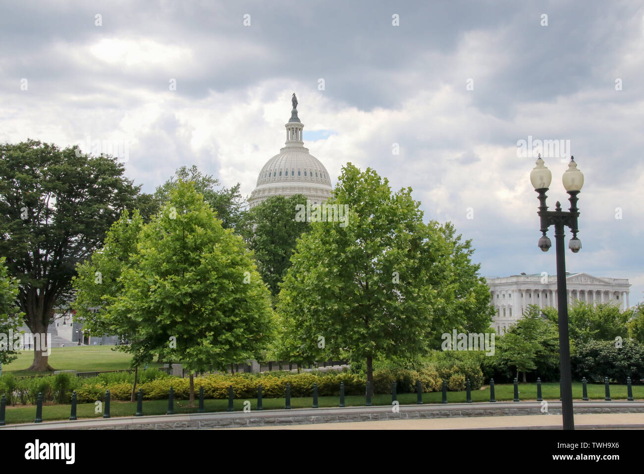 Capitol building dome restoration hi-res stock photography and images ...