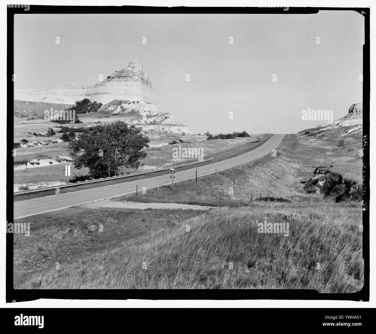 Route 92, view of Mitchell Pass from the west. View E. - Scotts Bluff ...