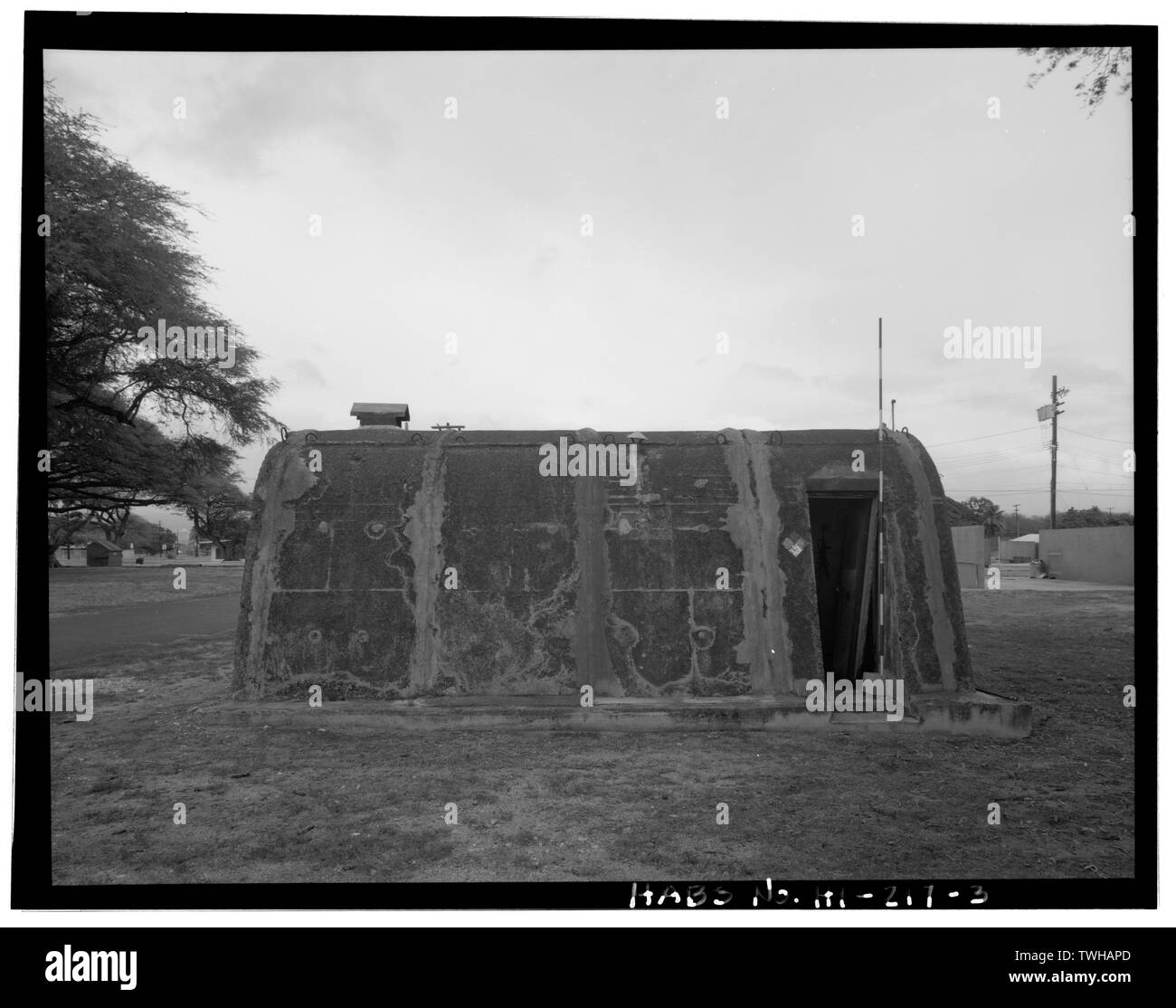Pole shelter Black and White Stock Photos & Images - Alamy