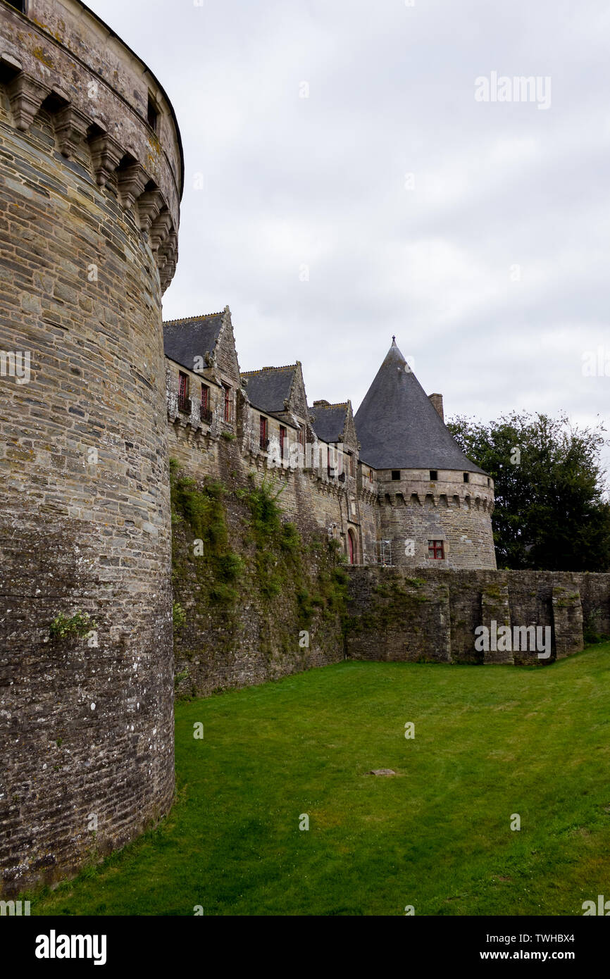 Dukes of brittany castle hi-res stock photography and images - Alamy