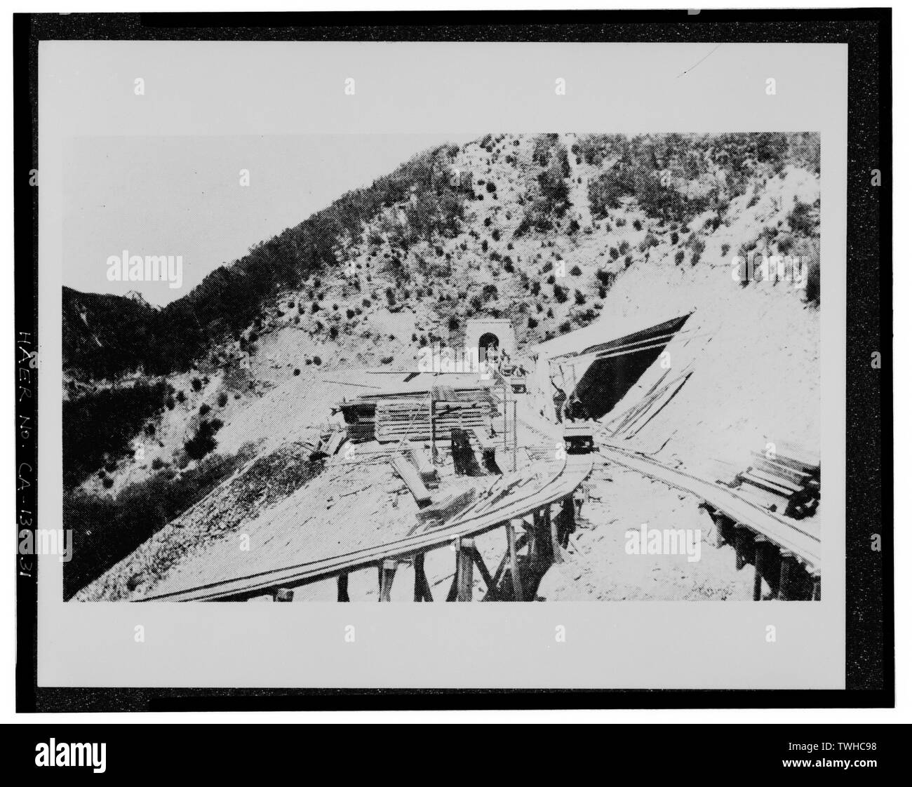 SAR-1 FLOWLINE RAILWAY TRACK AND TUNNEL PORTAL. EEC print no. S-C-01 ...