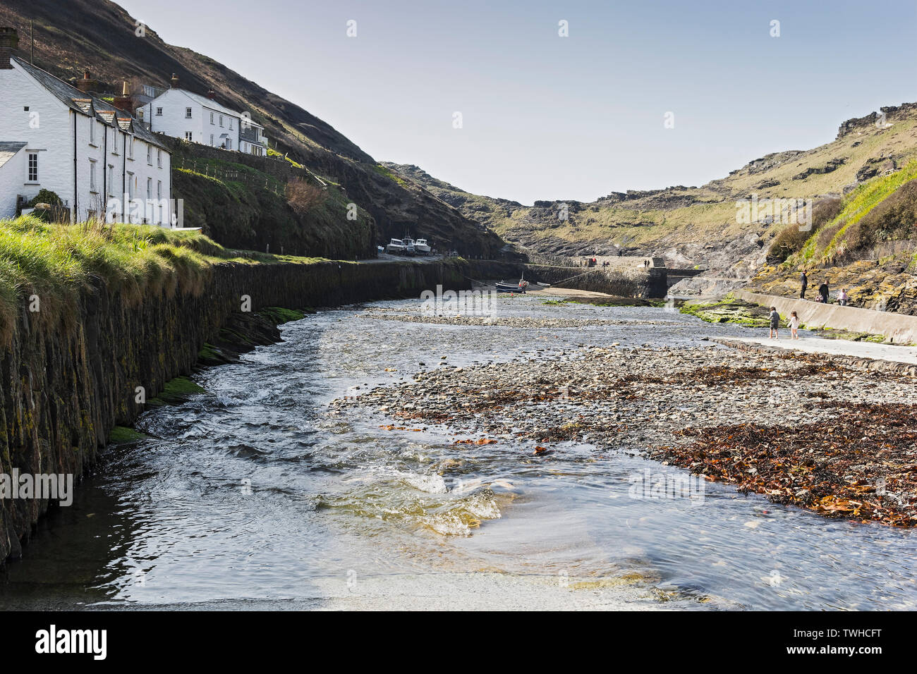 River Valency enters the sea at Boscastle, Cornwall, UK Stock Photo - Alamy