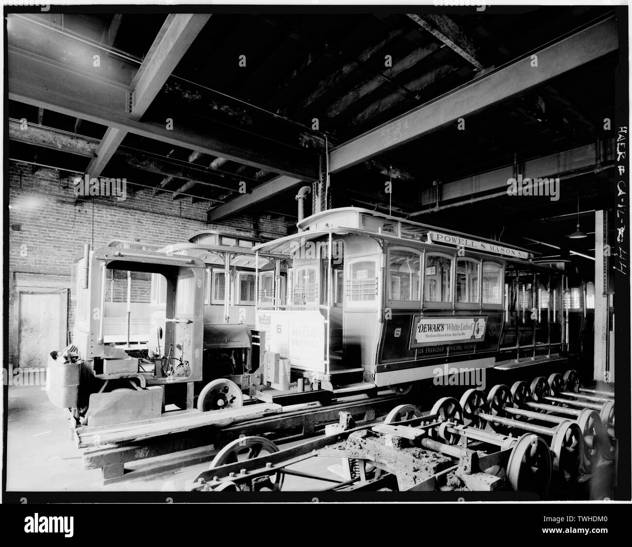 Mason works on floor hi-res stock photography and images - Alamy