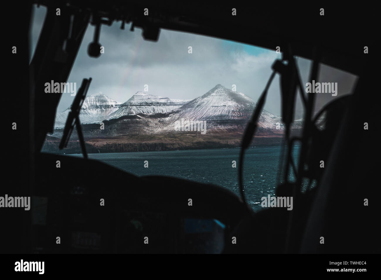 Inside helicopter hi-res stock photography and images - Alamy