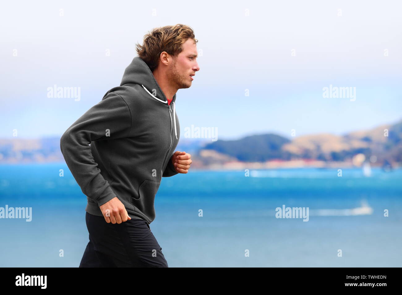 Man running hi-res stock photography and images - Alamy