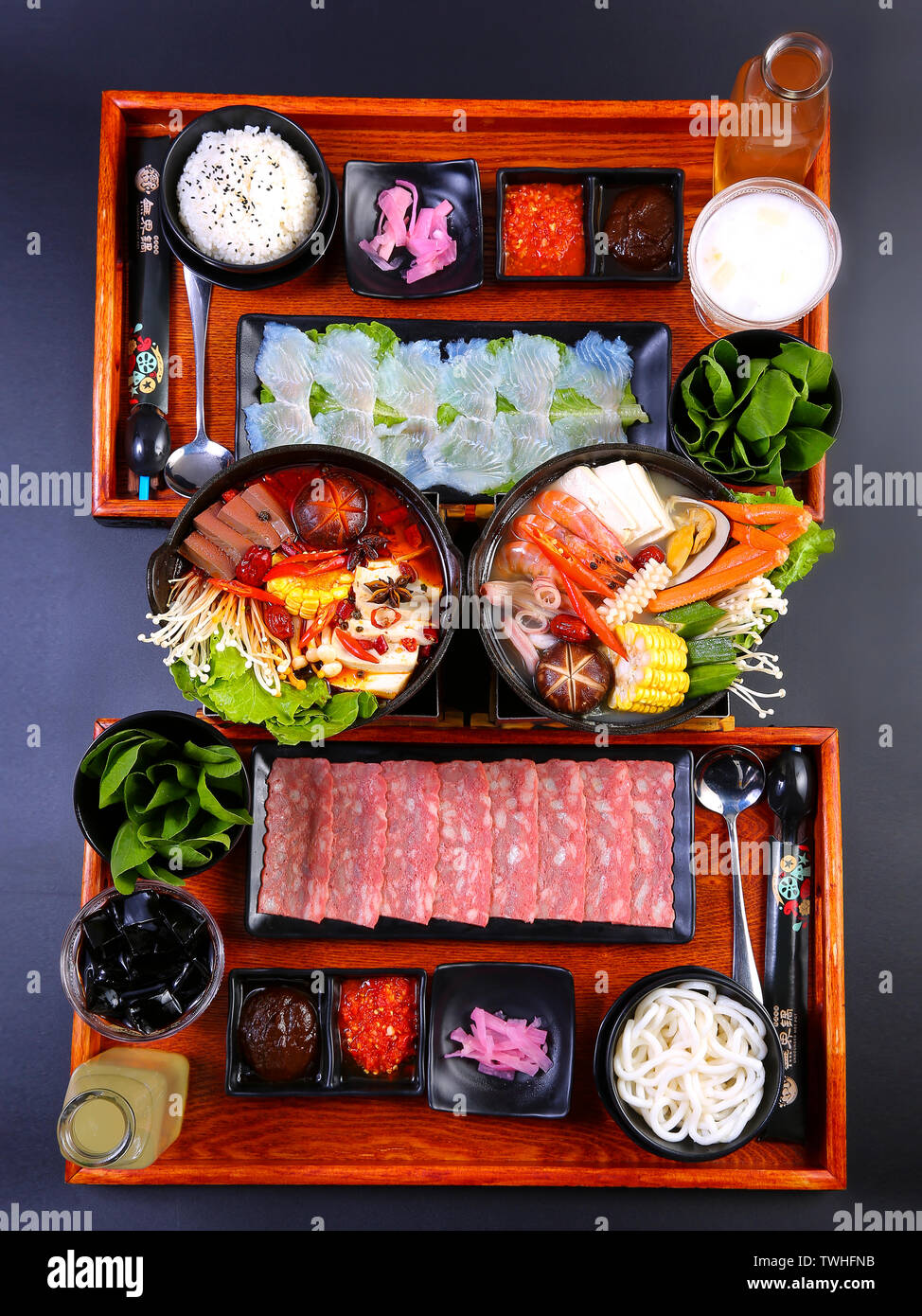Hot pot rinse hot pot with shiitake mushrooms hi-res stock photography ...