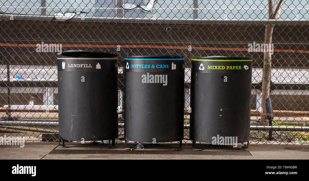 Landfill sign united states hi-res stock photography and images - Alamy