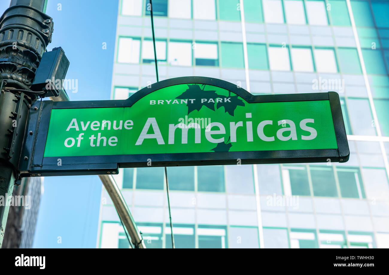 Avenue of the americas hi-res stock photography and images - Alamy