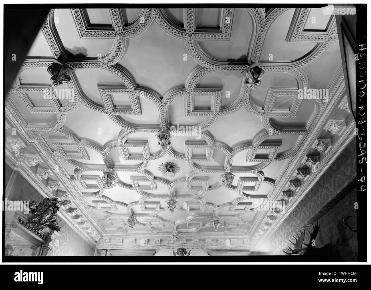 SECOND FLOOR, FIFTH COMPANY ROOM, DETAIL OF CEILING - Seventh Regiment ...