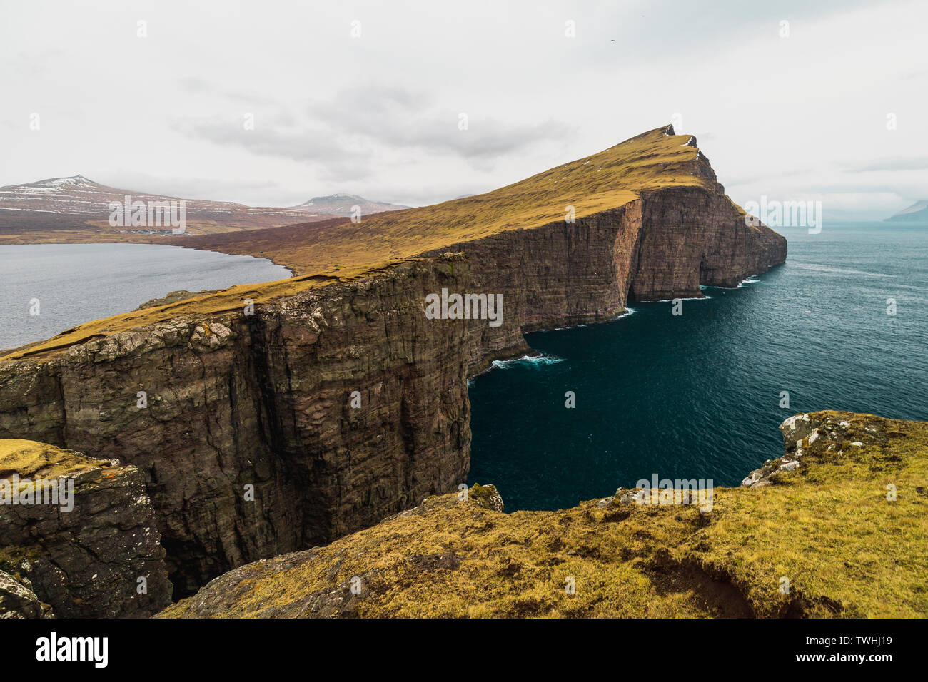 Panorama of rough cliffs at the viewpoint of famous Sorvagsvatn Lake ...