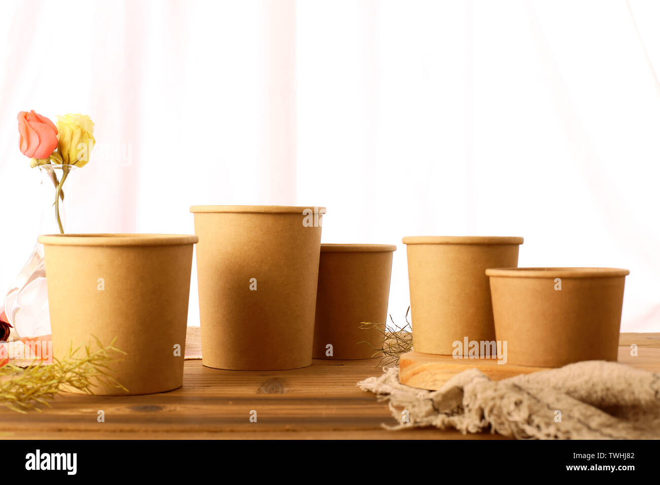 Porridge bowl and tea hi-res stock photography and images - Alamy