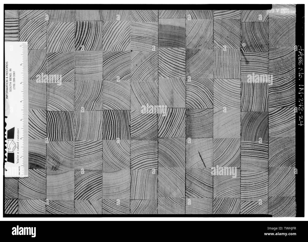 End grain floor Black and White Stock Photos & Images - Alamy