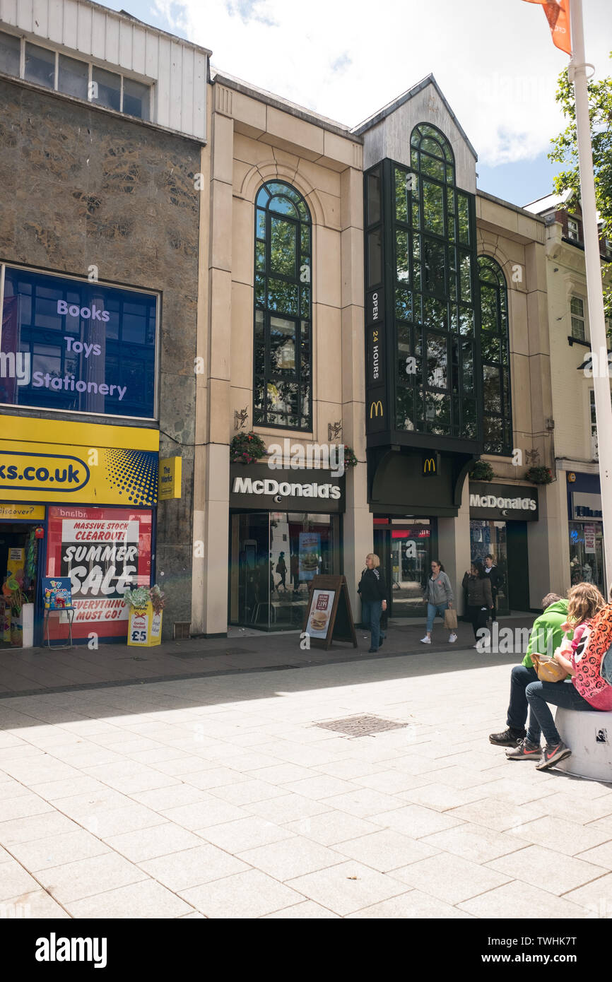 Cardiff shopping david hi-res stock photography and images - Alamy