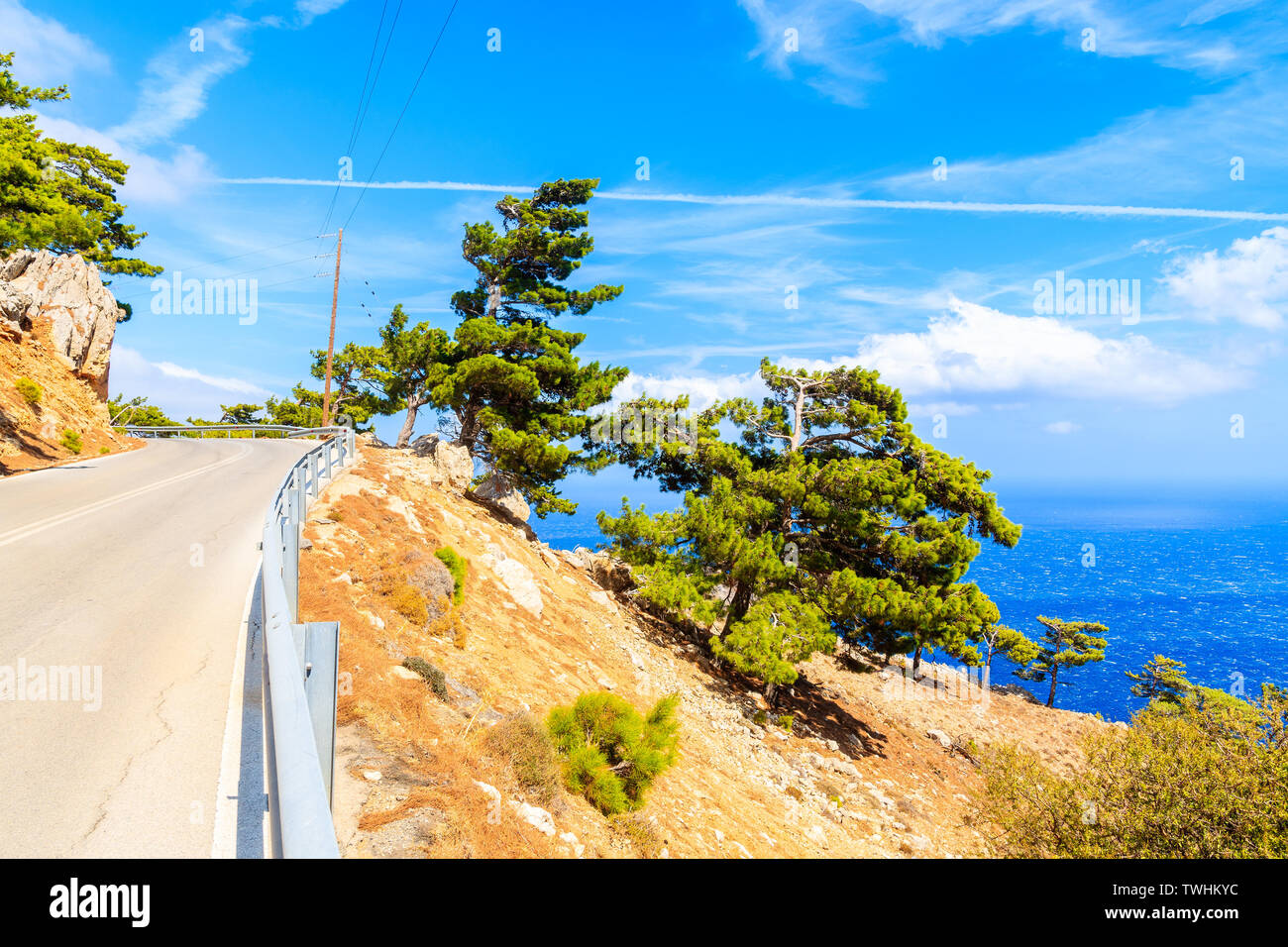 Scenic coastal road along cliffs hi-res stock photography and images ...