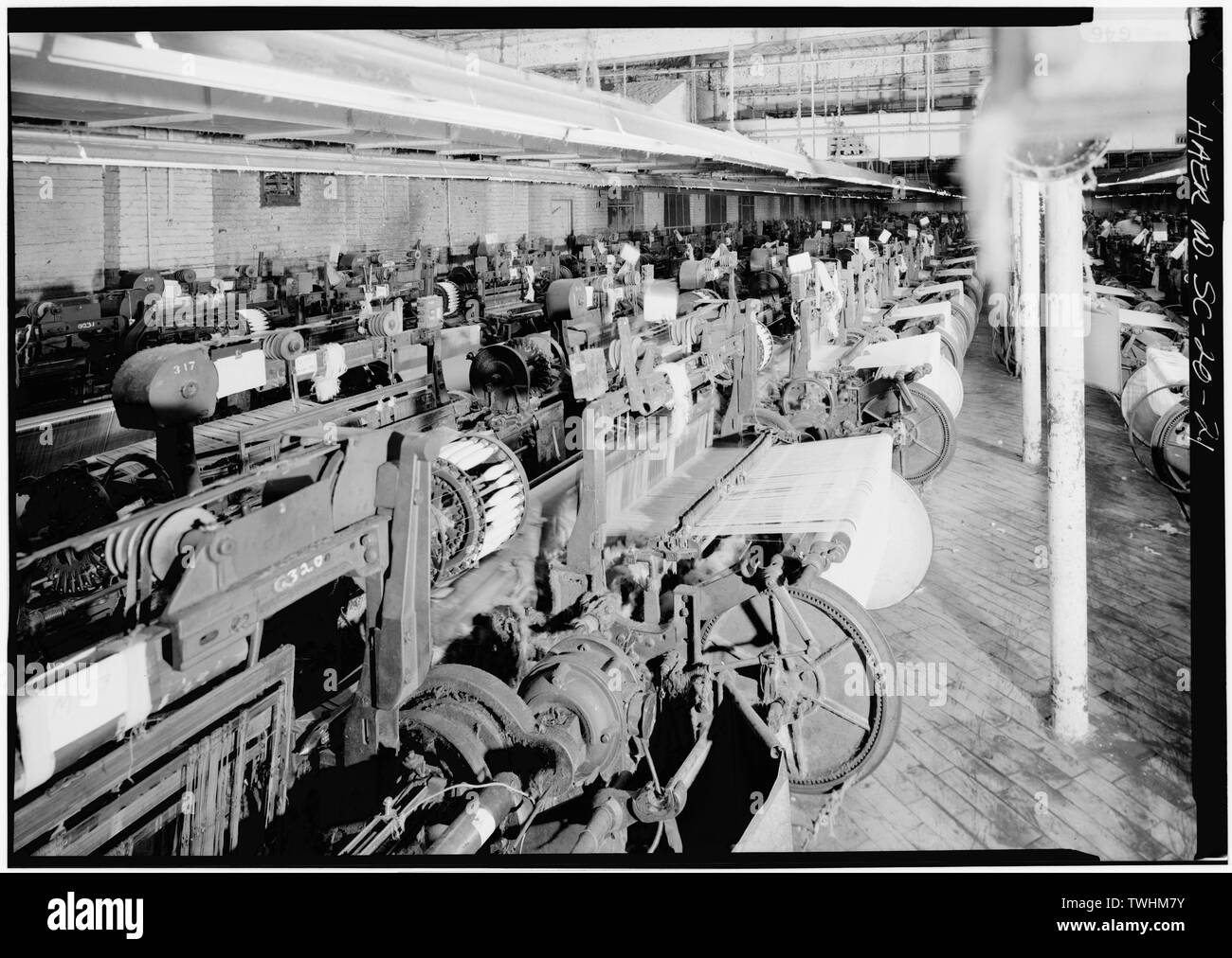 Northrop loom hi-res stock photography and images - Alamy