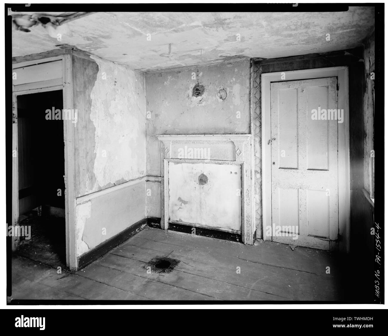SECOND FLOOR- FRONT ROOM, WEST WALL, taken January 1967 - Eckert ...