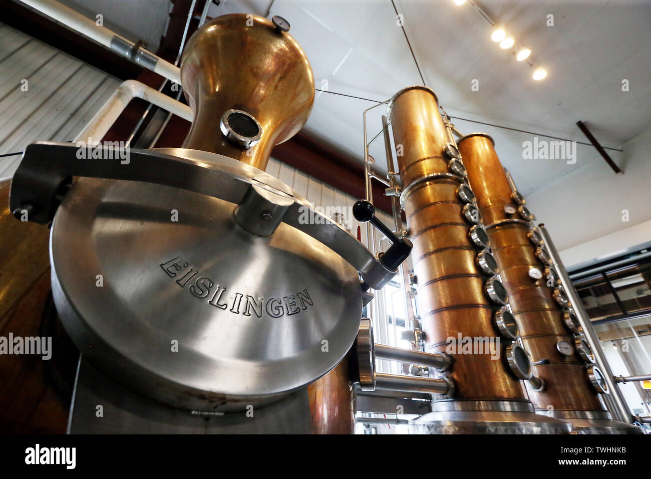 Rose distillation still hi-res stock photography and images - Alamy