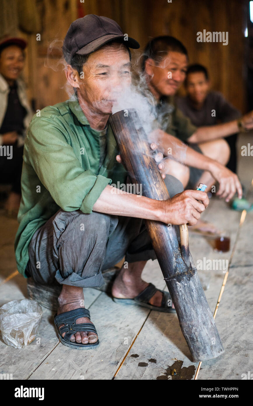 Opium laos hi-res stock photography and images - Alamy