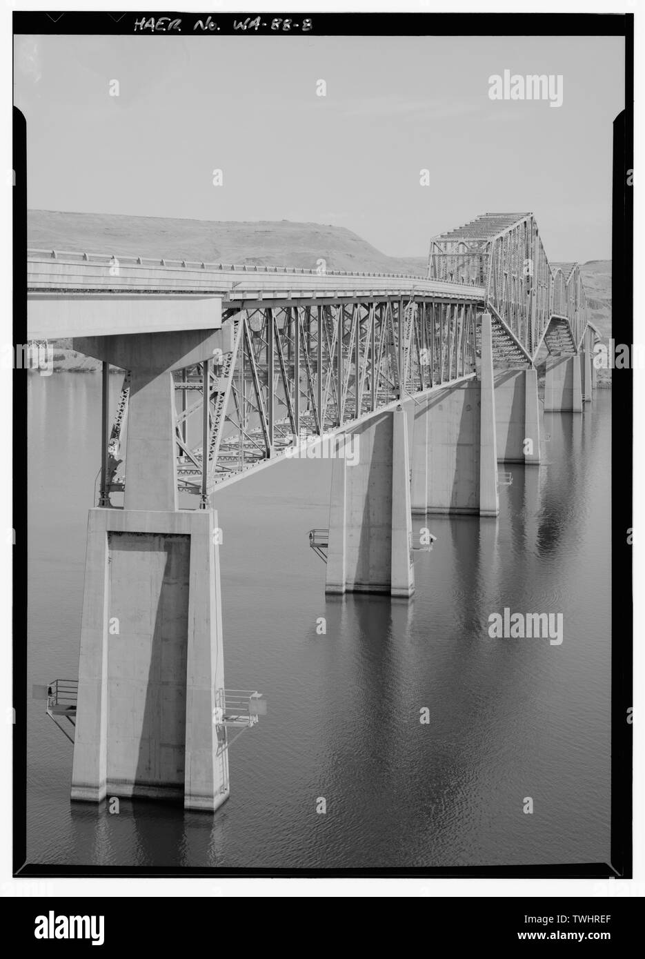 SHARP OBLIQUE PERSPECTIVE OF DECK AND APPROACH SPANS ALONG WITH ...