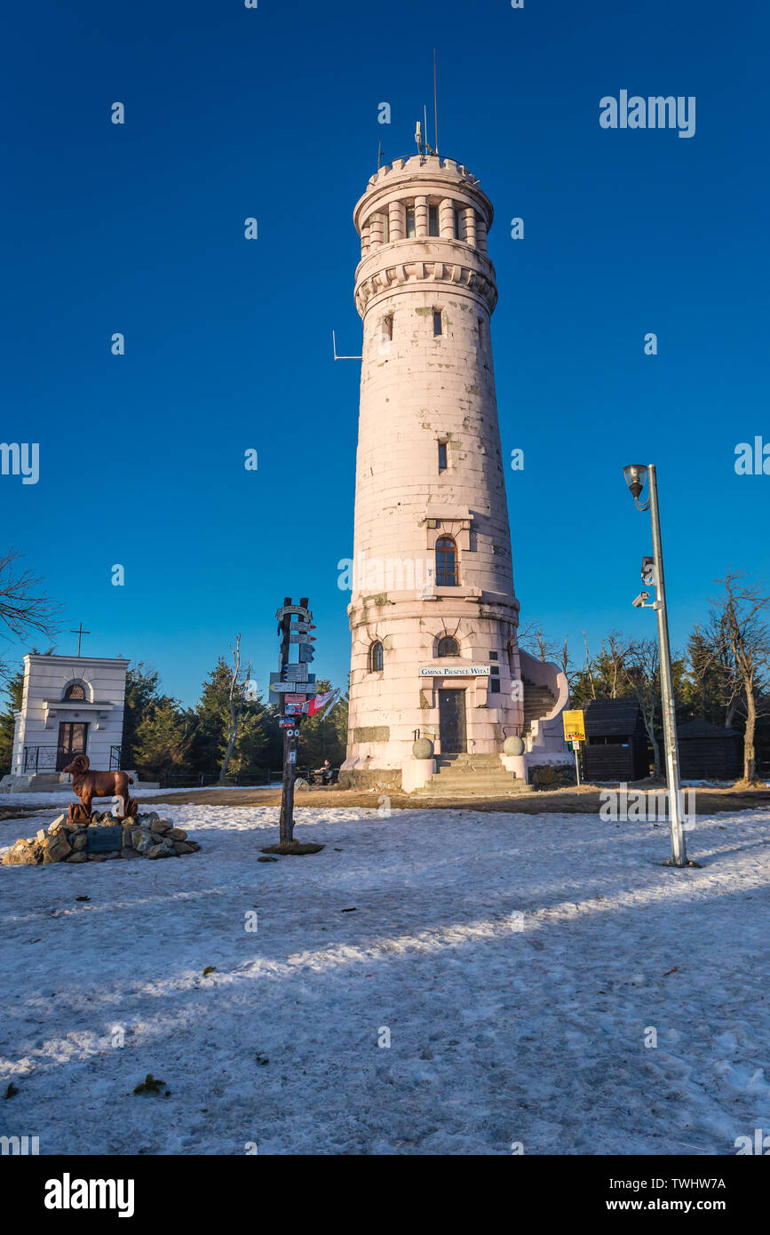 Owl mountains hi-res stock photography and images - Alamy